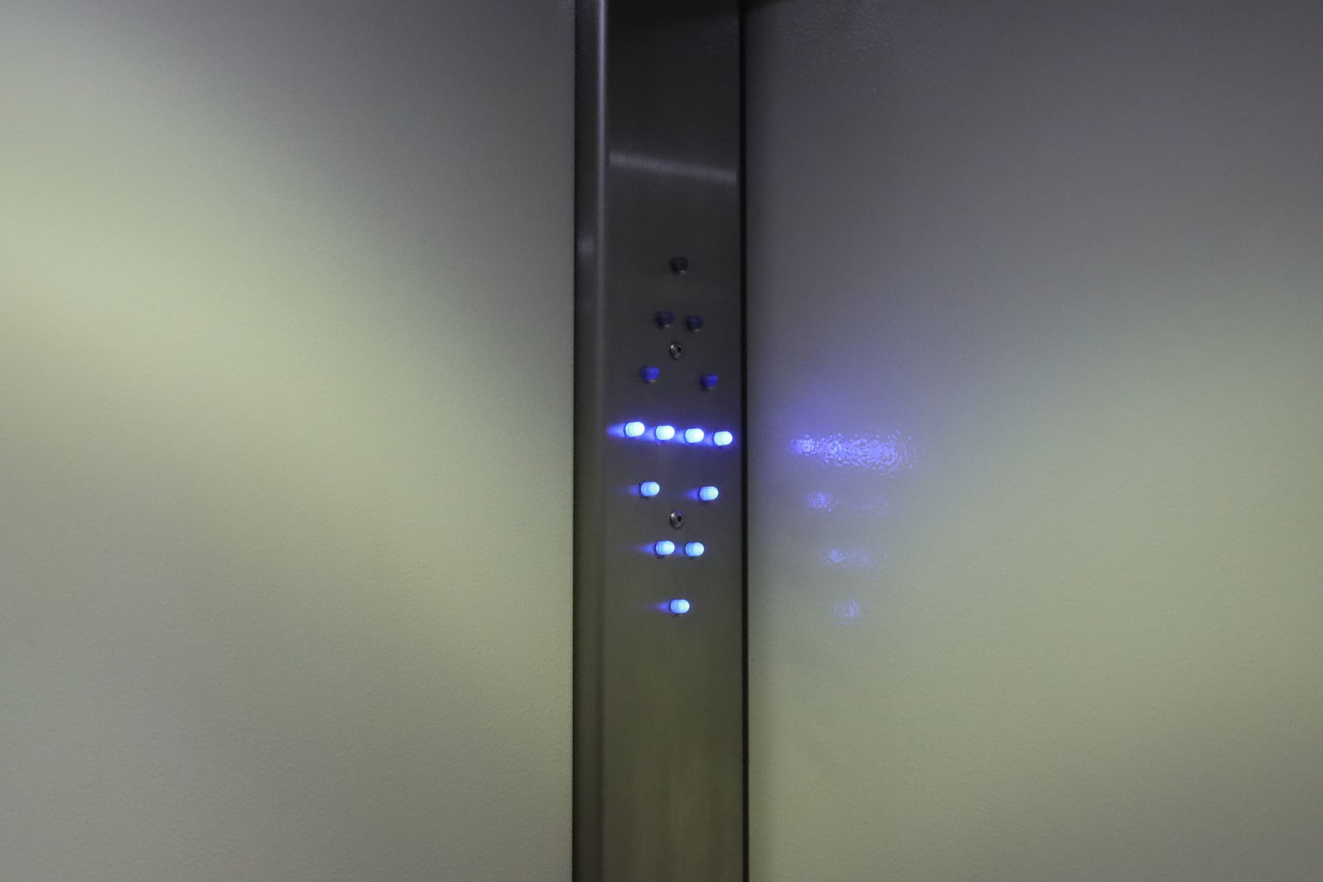 LULA elevator customization options - Cibes Symmetry