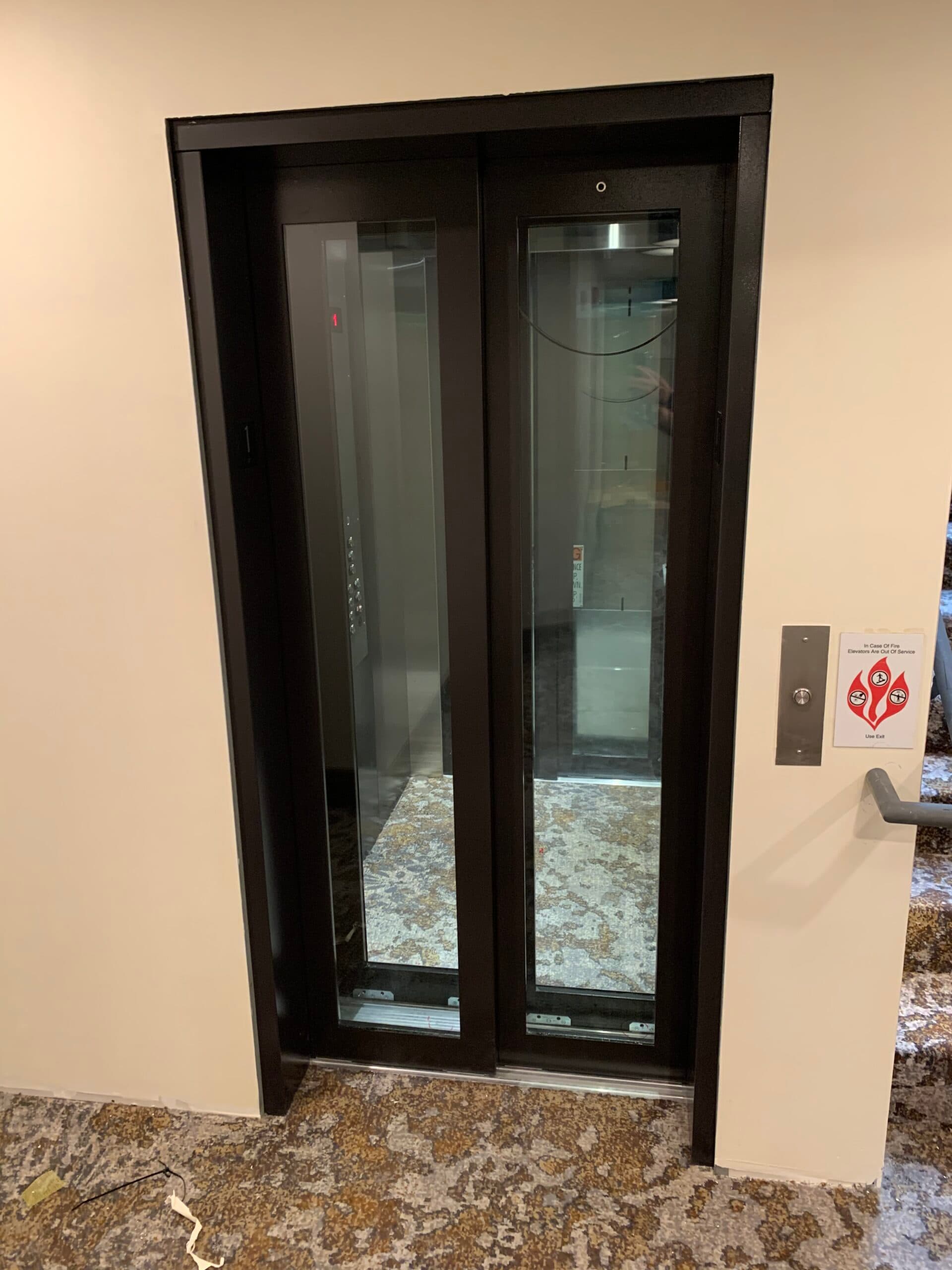 LULA elevator customization options - Cibes Symmetry