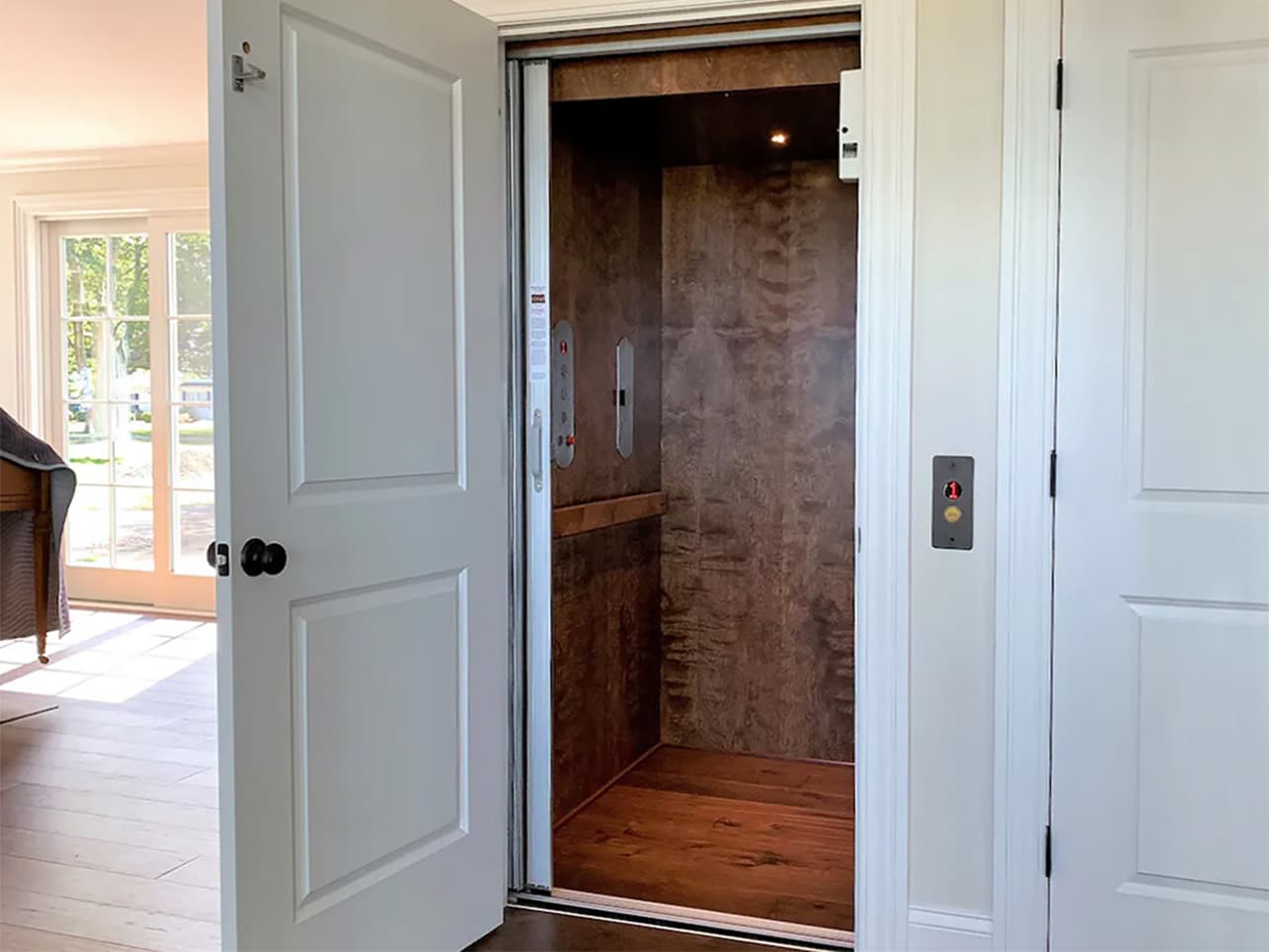 Elevator Solutions for home & commercial | Cibes Symmetry